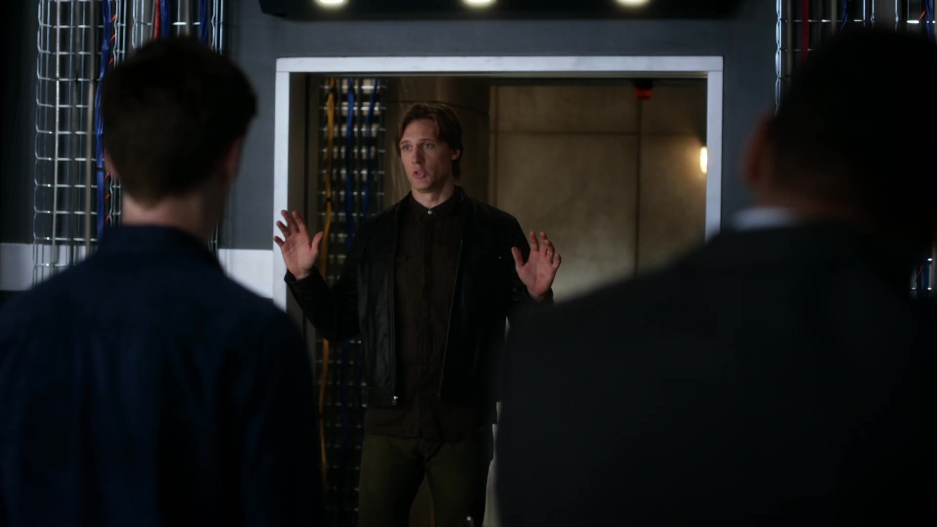 Watch Watch The Flash (2014-2023 TV Series) Season 2 Online | Stream TV ...