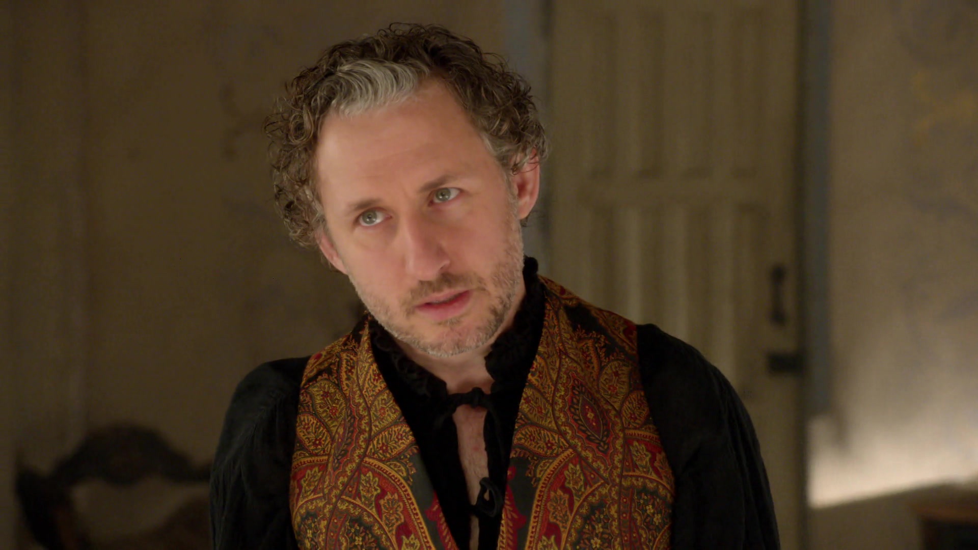 Watch Reign Season 2 Online | Stream TV Shows | Stan