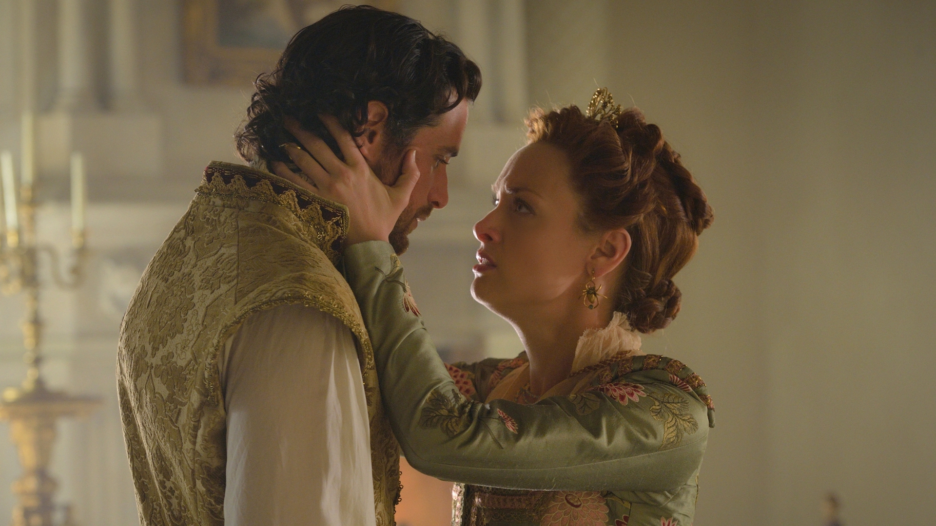 Watch Reign Season 3 Online | Stream TV Shows | Stan