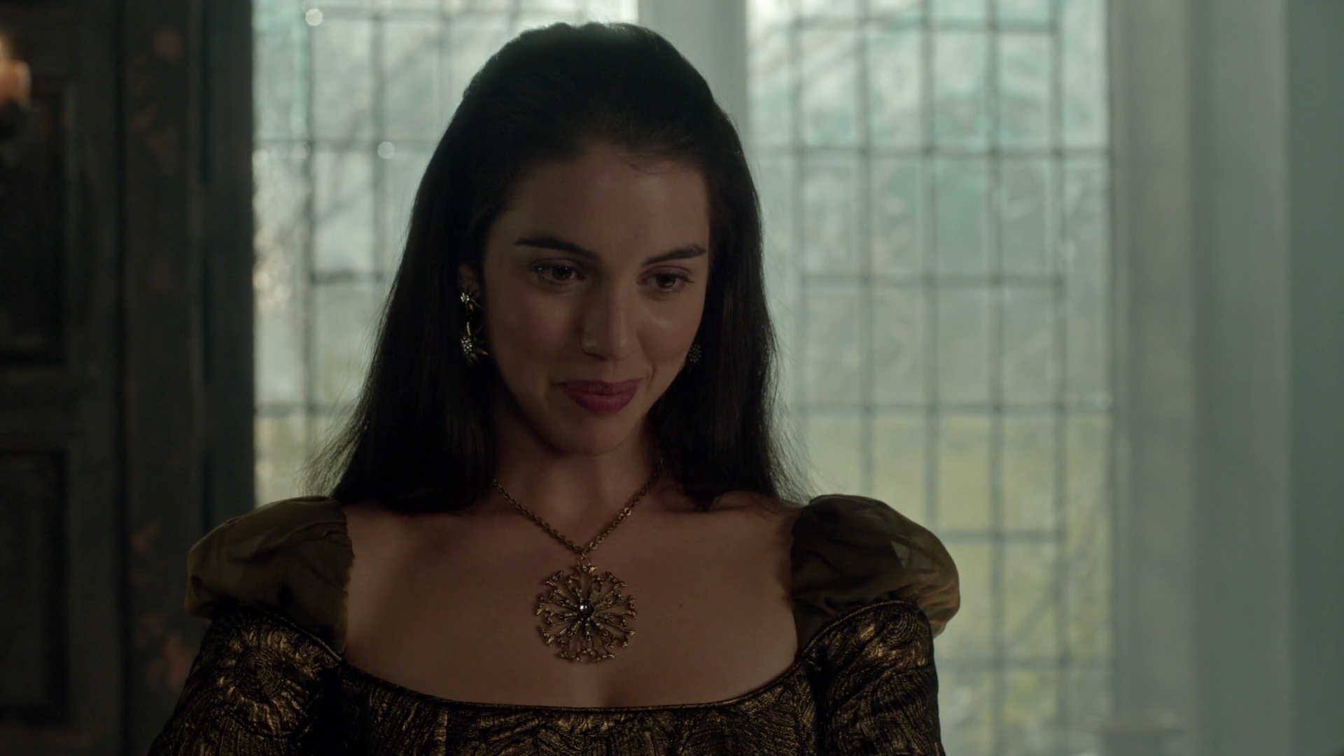 Watch Reign Season 4 Online | Stream TV Shows | Stan