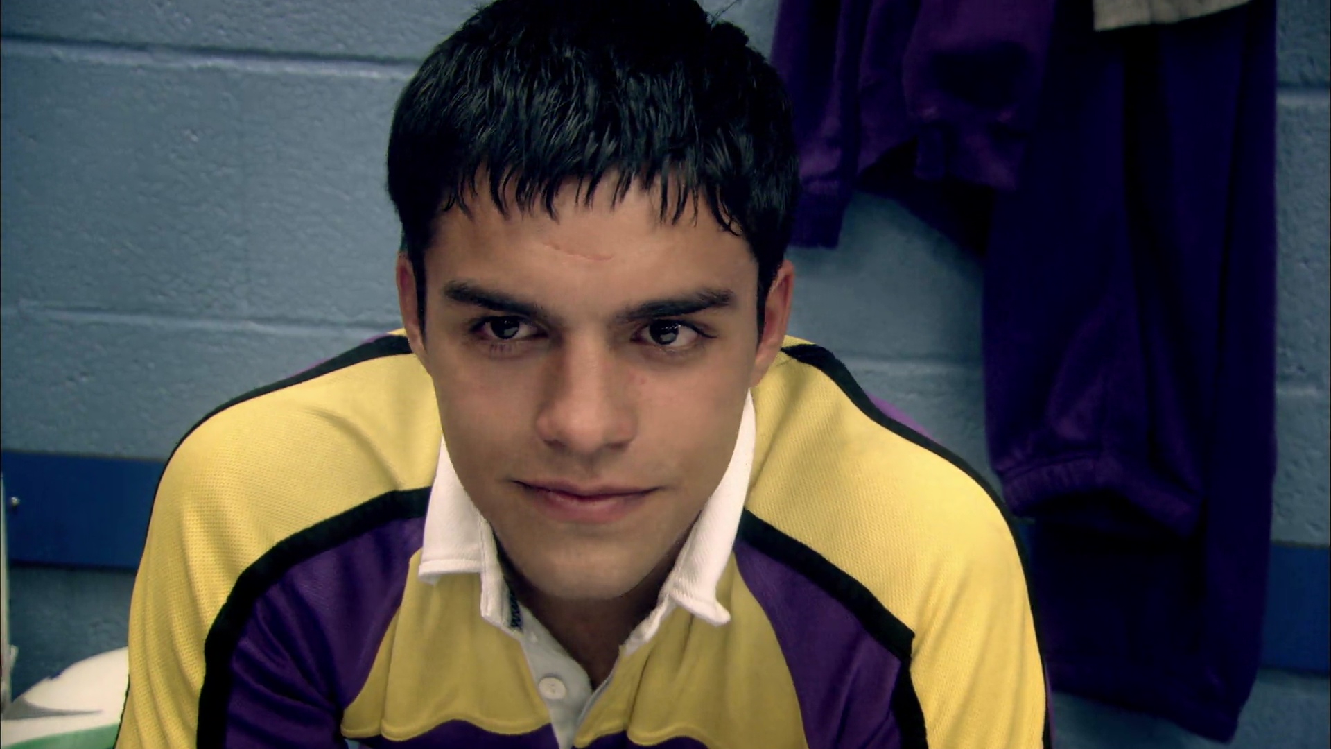 Watch Skins Season 5 Online | Stream TV Shows | Stan