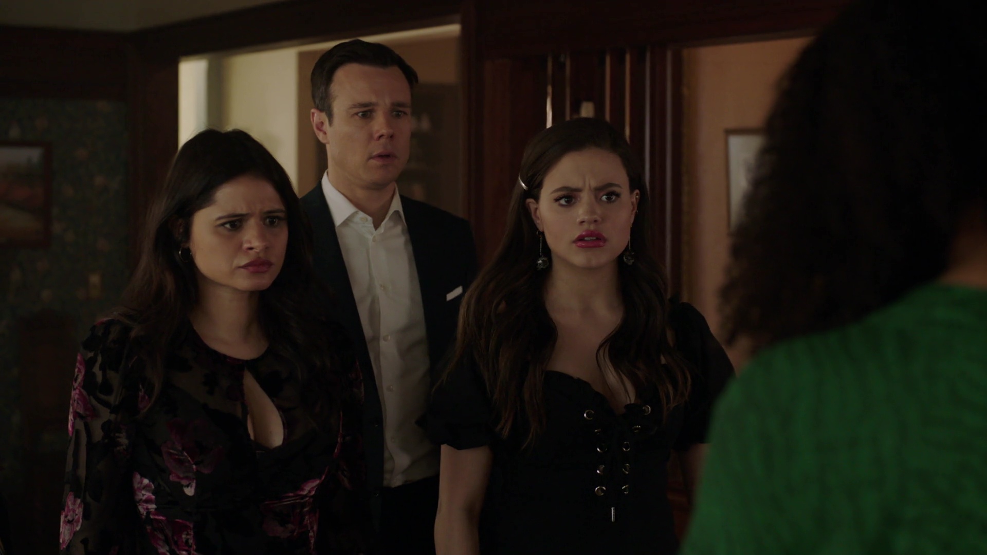 Watch Charmed (2018) Online | Stream Seasons 1-4 Now | Stan