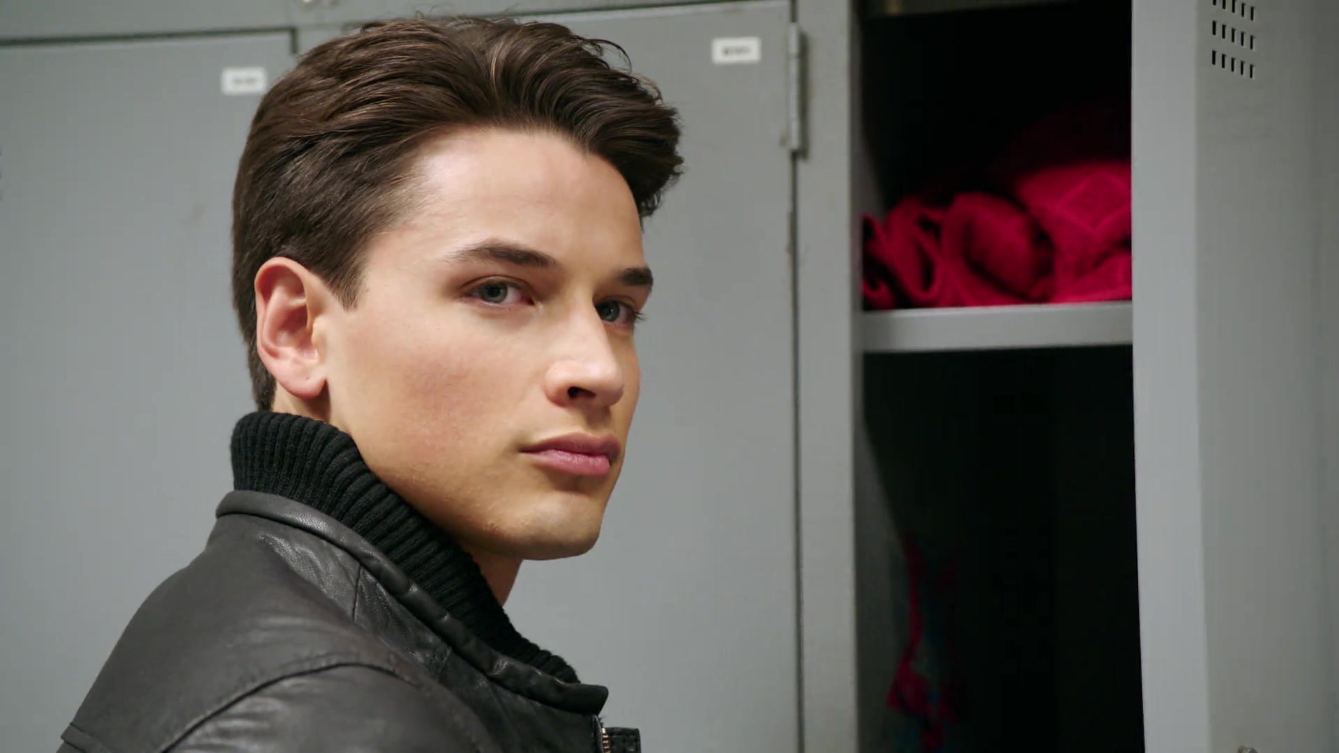 Watch Power Rangers: Megaforce Online | Stream Seasons 1-2 Now | Stan