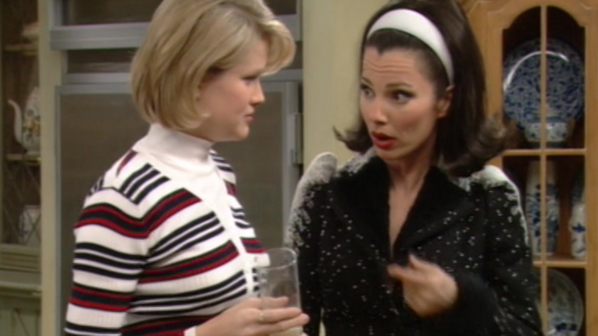 Watch Watch The Nanny Season 4 Online | Stream TV Shows | Stan