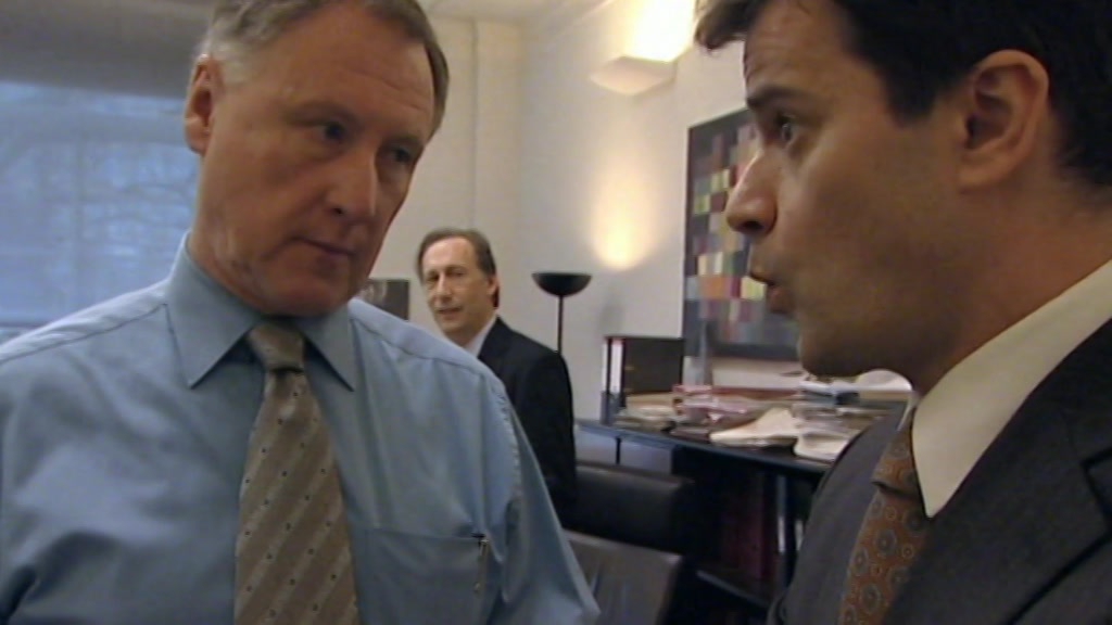 Watch The Thick Of It Online | Stream Seasons 1-4 Now | Stan
