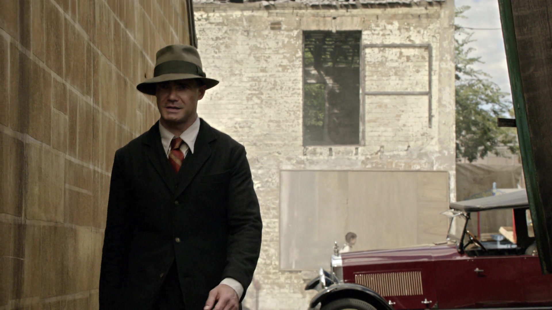 Watch Underbelly: Razor Online | Stream Season 1 Now | Stan