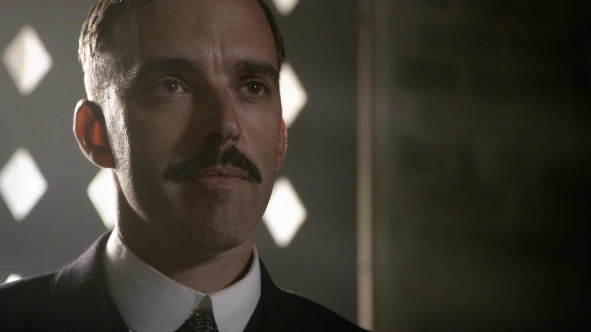 Watch Underbelly: Razor Online | Stream Season 1 Now | Stan