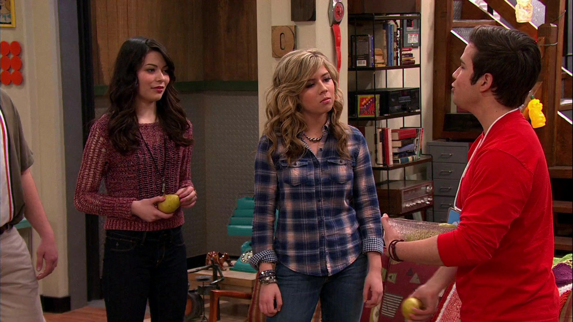 Watch iCarly Season 6 Online | Stream TV Shows | Stan