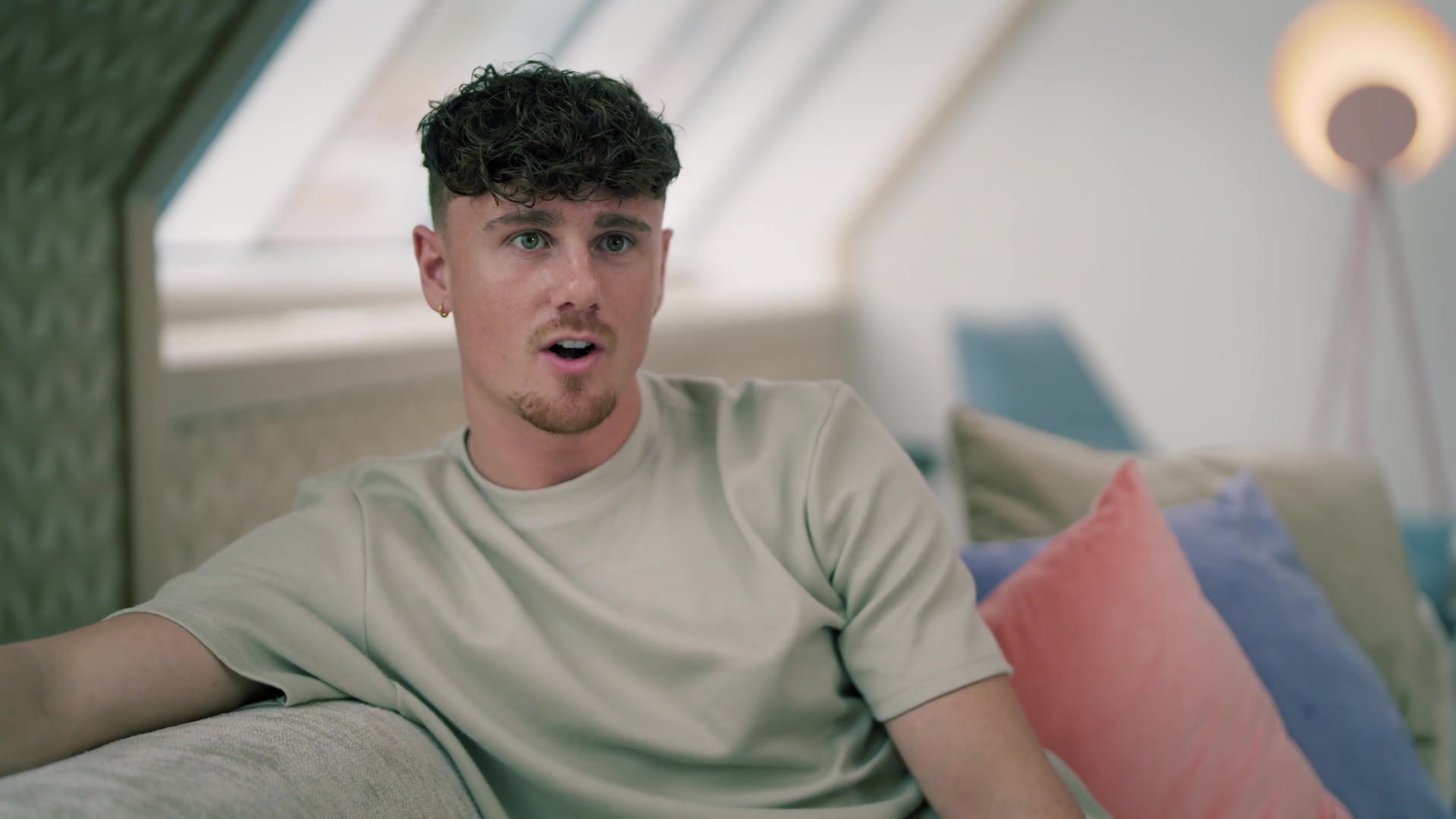 Watch Love Triangle UK | Now Streaming | Only on Stan.