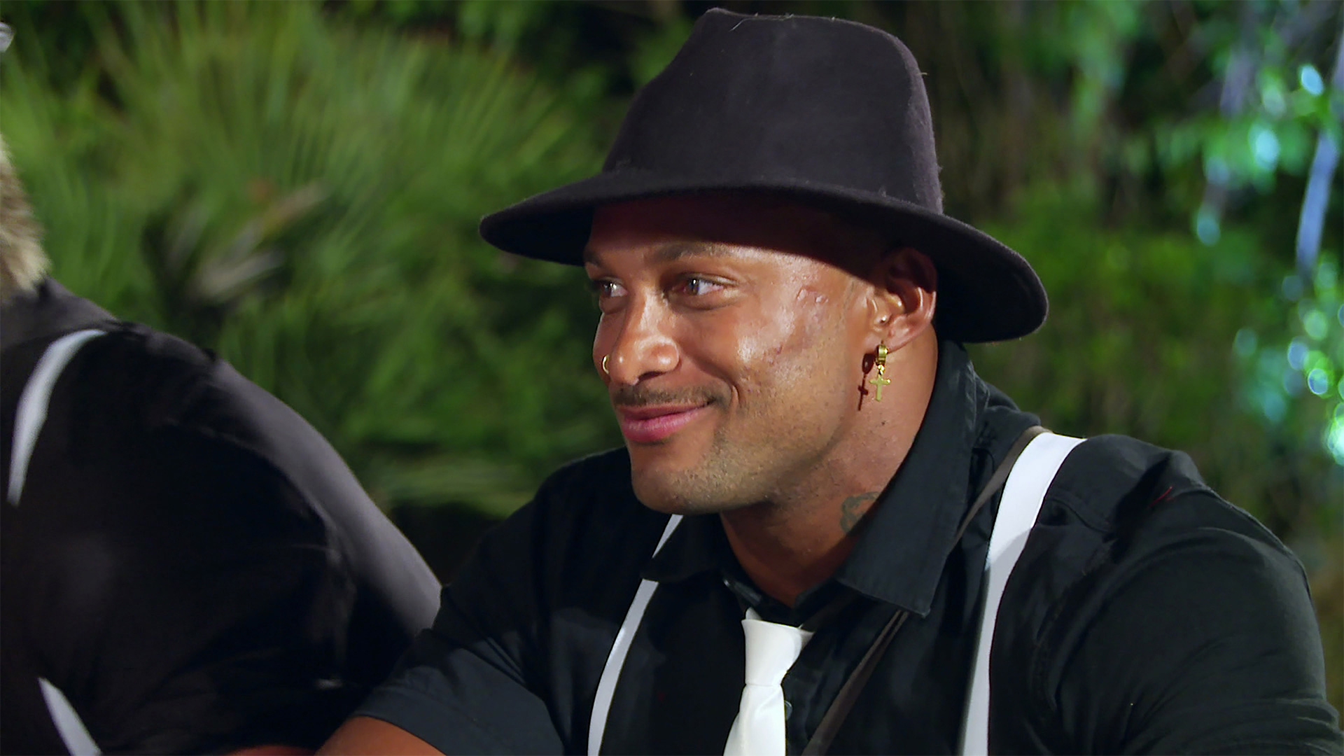 Watch Celebrity Ex on the Beach Online | Stream Seasons 1-2 Now | Stan