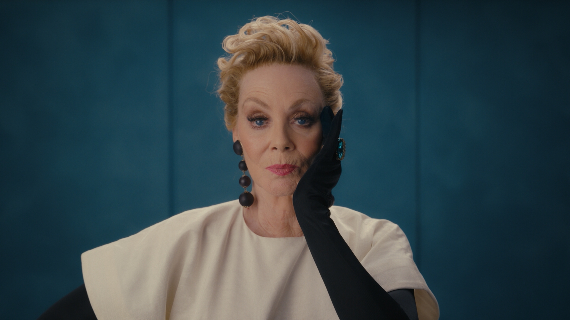 Watch Hacks Season 3 Online | Stream TV Shows | Stan