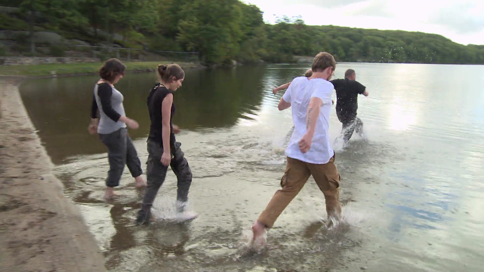 Watch Alone Season 4 Online | Stream TV Shows | Stan