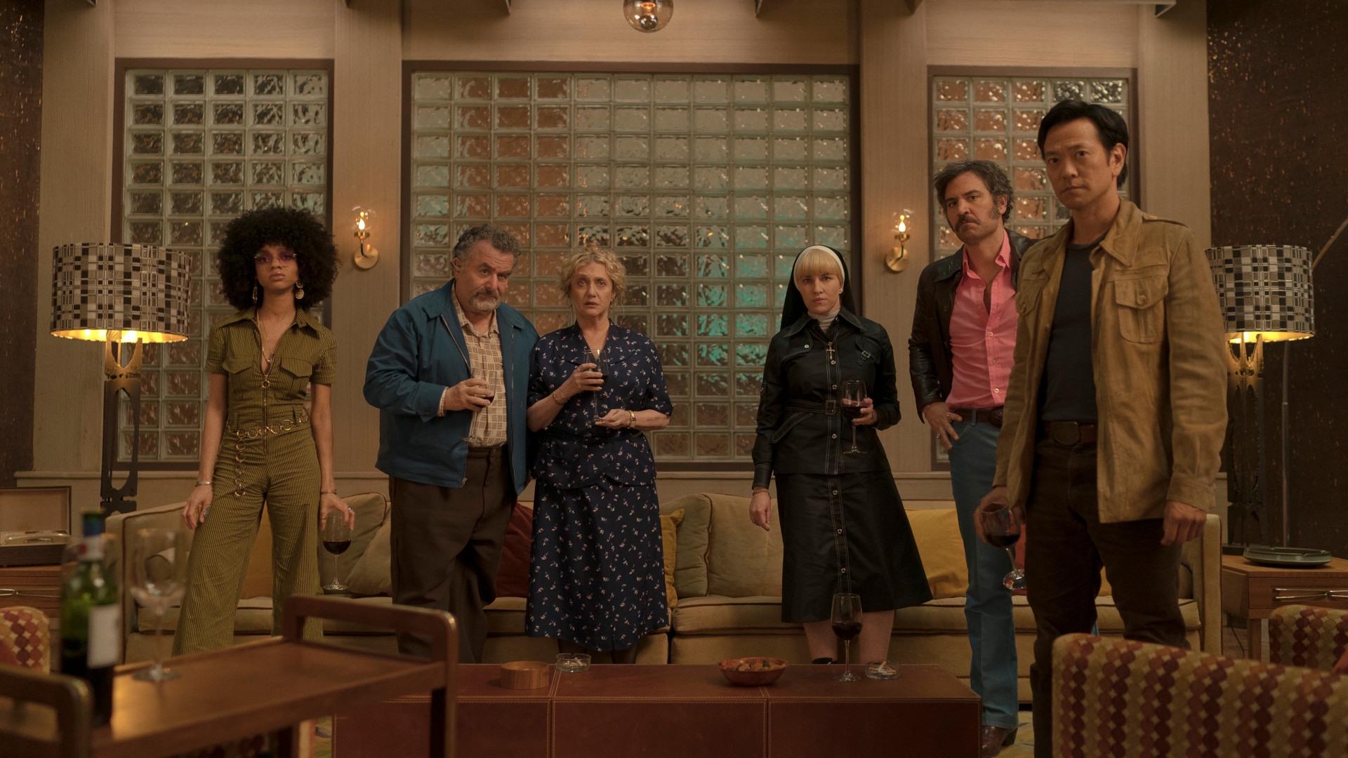 Watch Hunters Online | Stream Seasons 1-2 Now | Stan