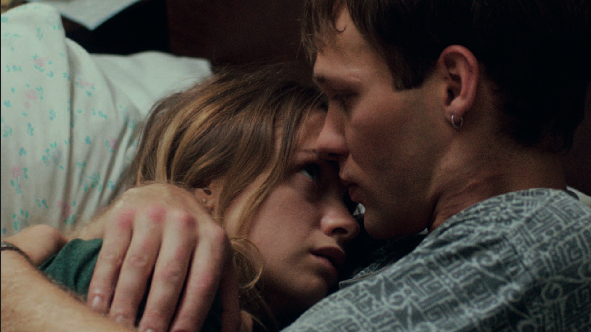 Stream Suzanne Online | Download and Watch HD Movies | Stan