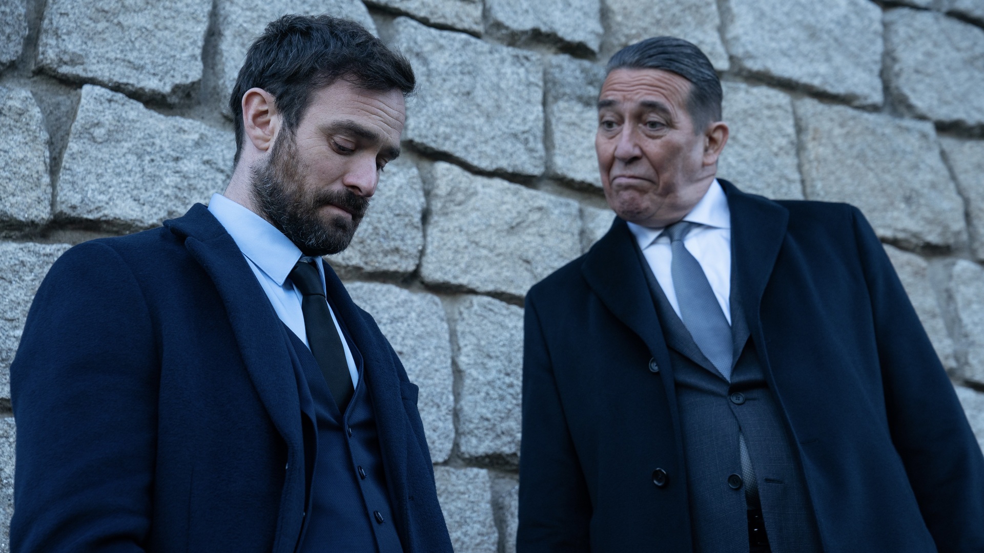 Watch Kin Online | Stream Seasons 1-2 Now | Stan