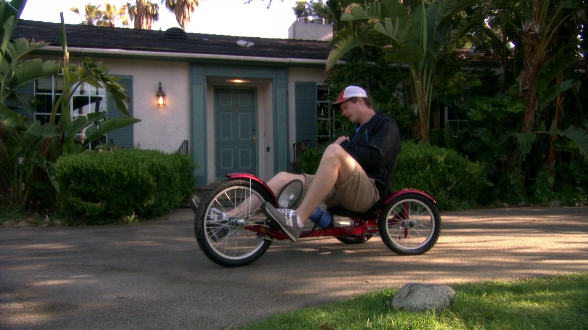 Watch Workaholics Online | Stream Seasons 1-7 Now | Stan