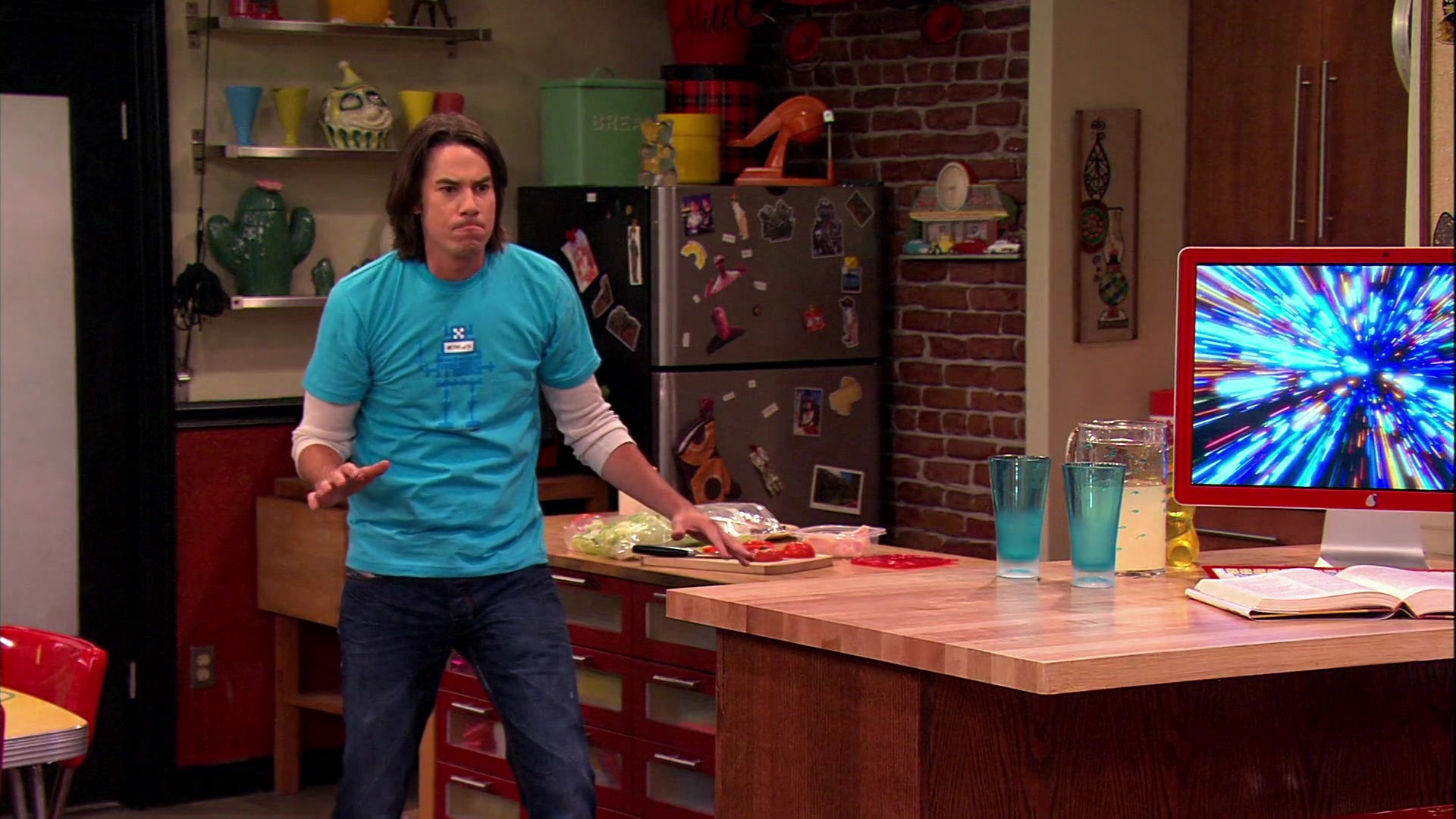 Watch iCarly Season 3 Online | Stream TV Shows | Stan