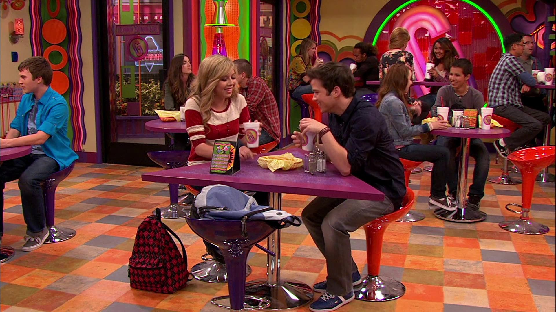 Watch iCarly Season 5 Online | Stream TV Shows | Stan