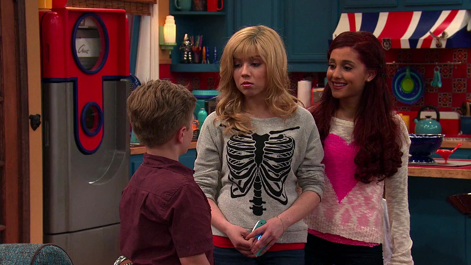 Watch Sam and Cat Online | Stream Season 1 Now | Stan