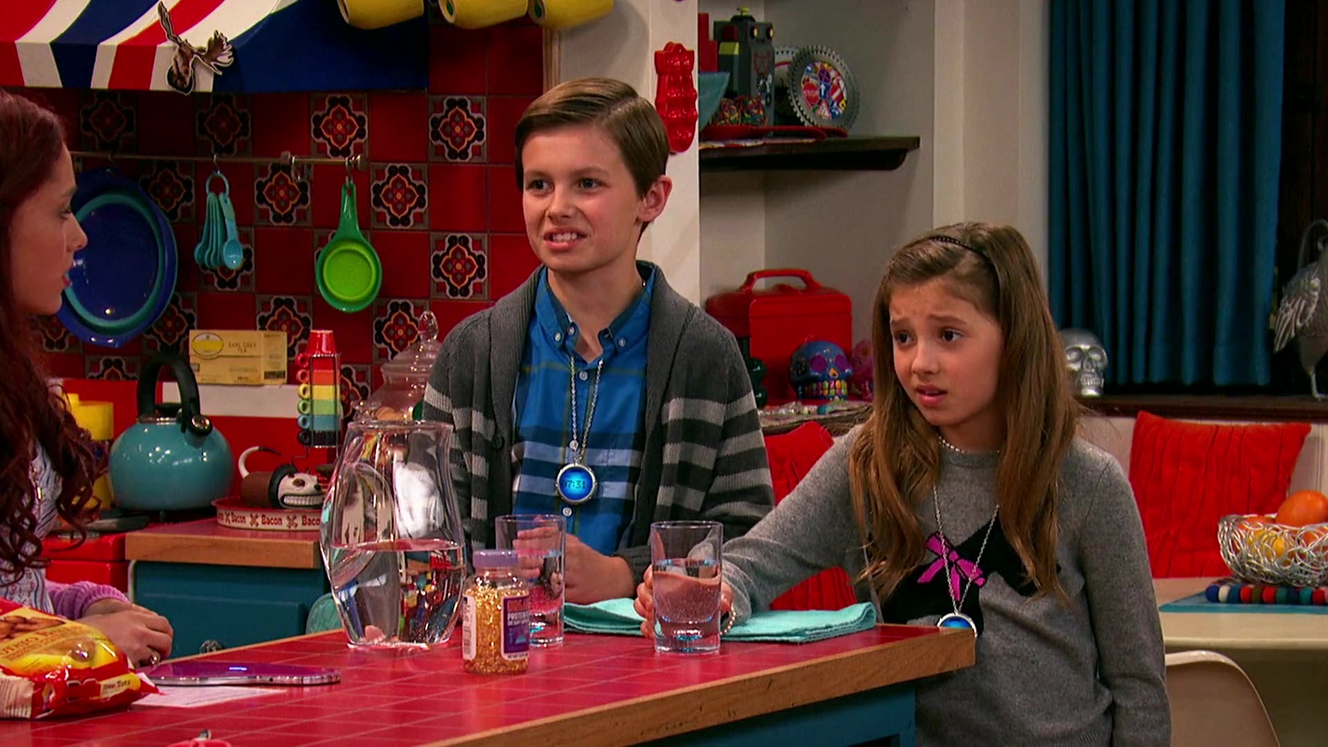 Watch Sam and Cat Online | Stream Season 1 Now | Stan