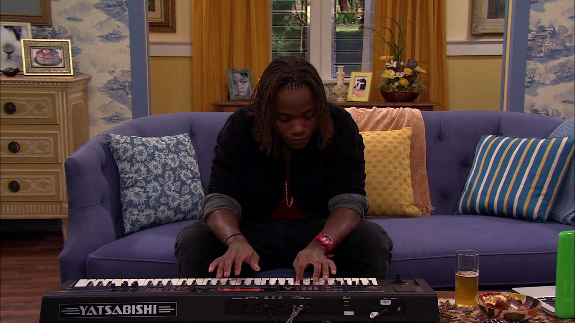 Watch Victorious Season 3 Online | Stream TV Shows | Stan